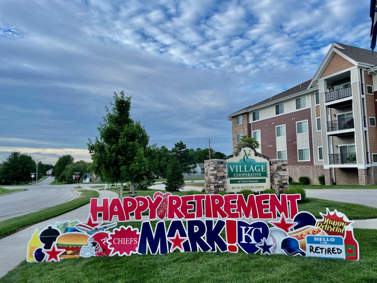 Retirement Yard Signs to Celebrate the Beginning of the New Chapter
