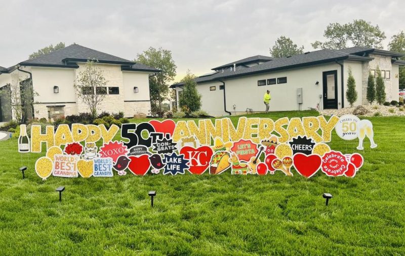 Celebrate Milestone Anniversaries with Custom Yard Signs